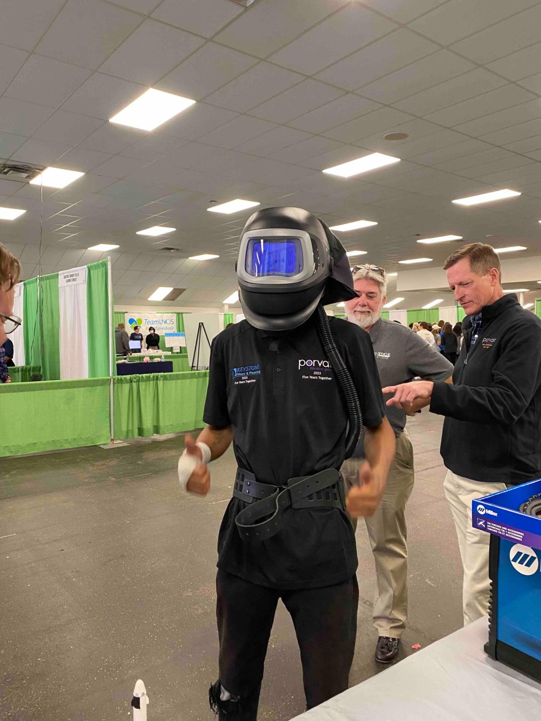 How Small Manufacturing Can Improve Welding Worker Loyalty